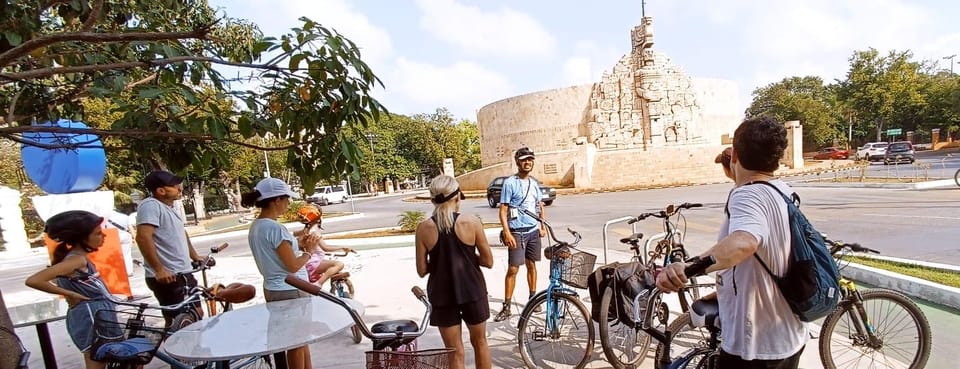 Mérida: Montejo Boulevard and Historic Center bike tour | GetYourGuide