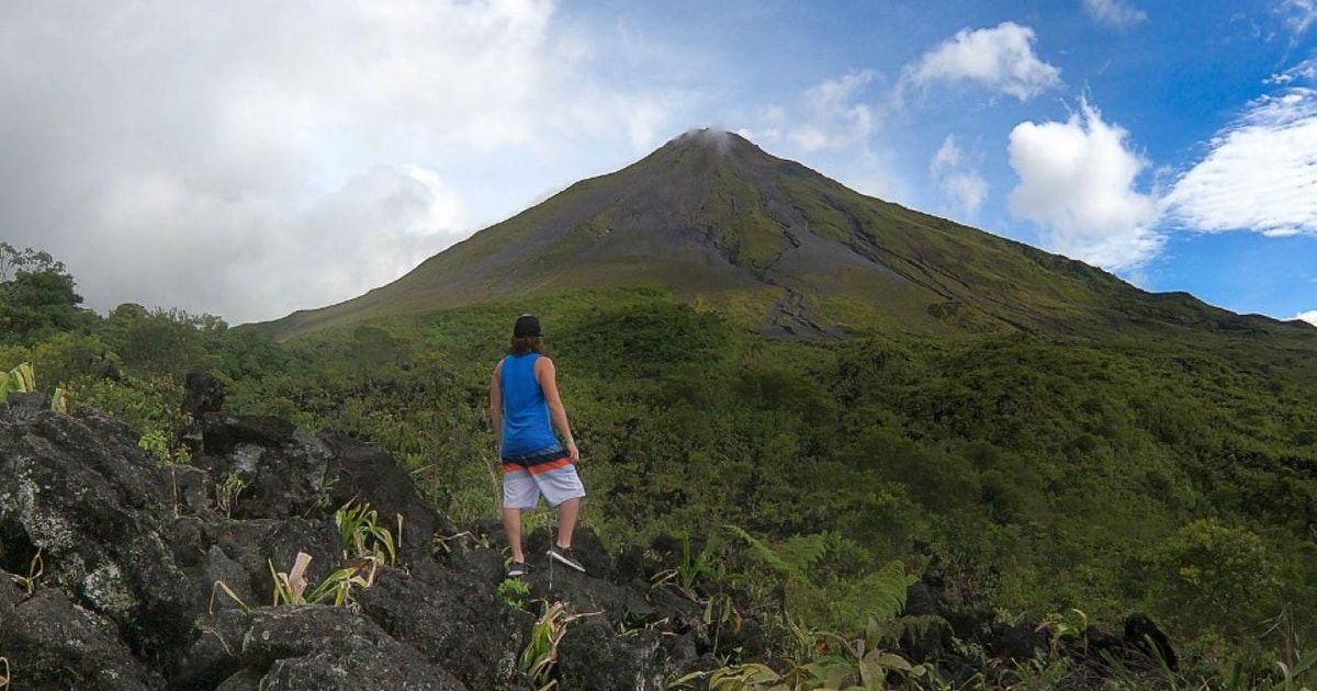 La Fortuna: Arenal Volcano Twilight Hike with Hot Springs | GetYourGuide