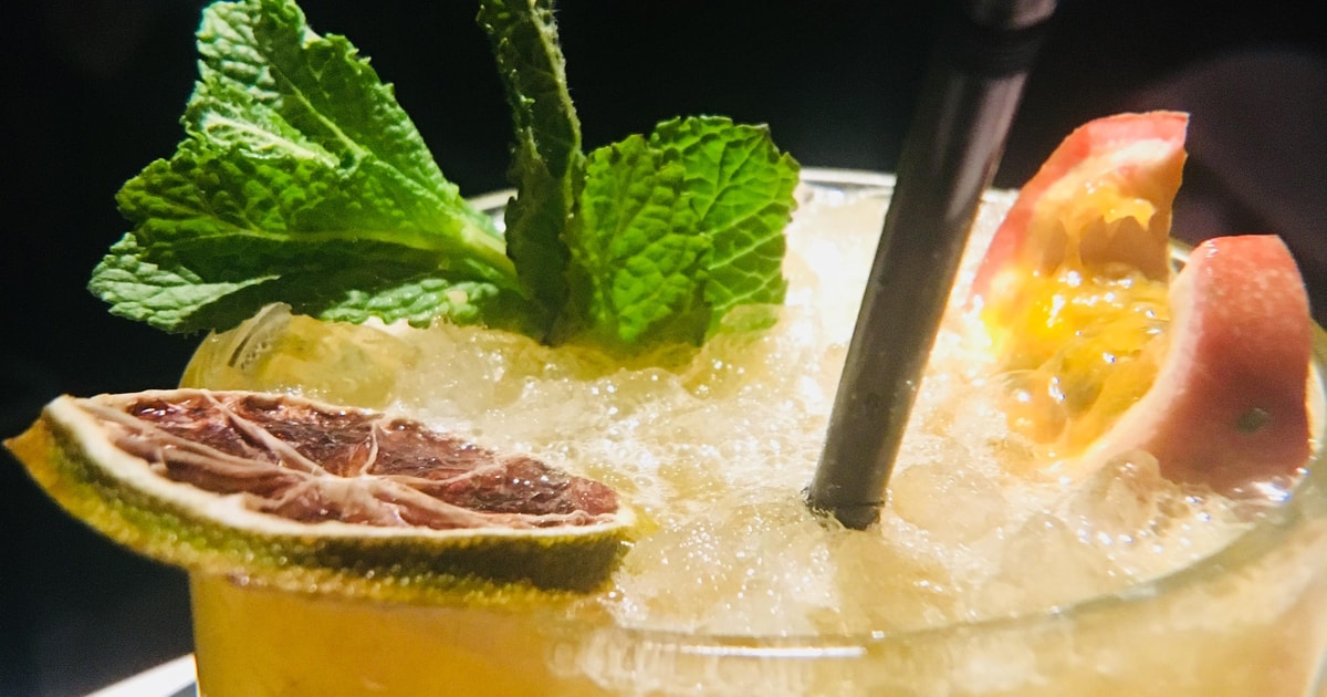 Bordeaux: "Leftovers from the fridge" cocktails | GetYourGuide