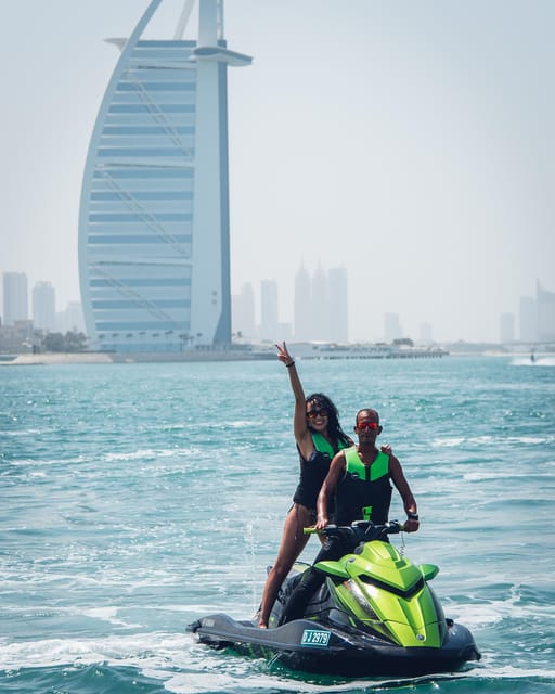 30 min - JET SKI RIDE MET BURJ AL ARAB & ATLANTIS VIEWS | GetYourGuide