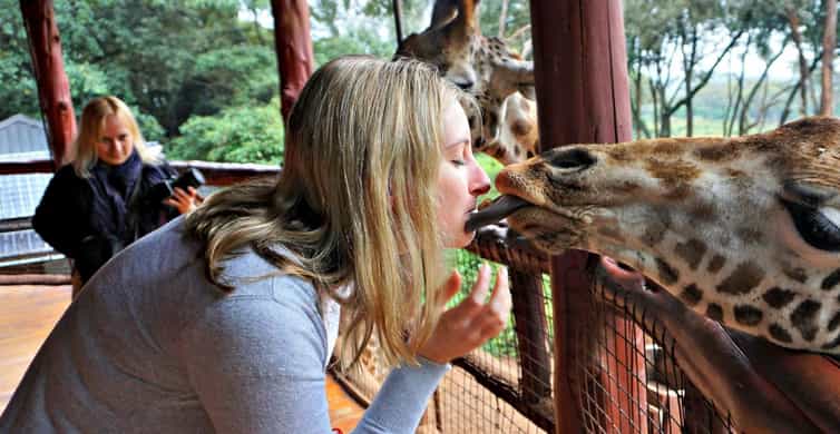 Nairobi: Žirafu centrs un Kiberas graustu pastaigu ekskursija gida ...