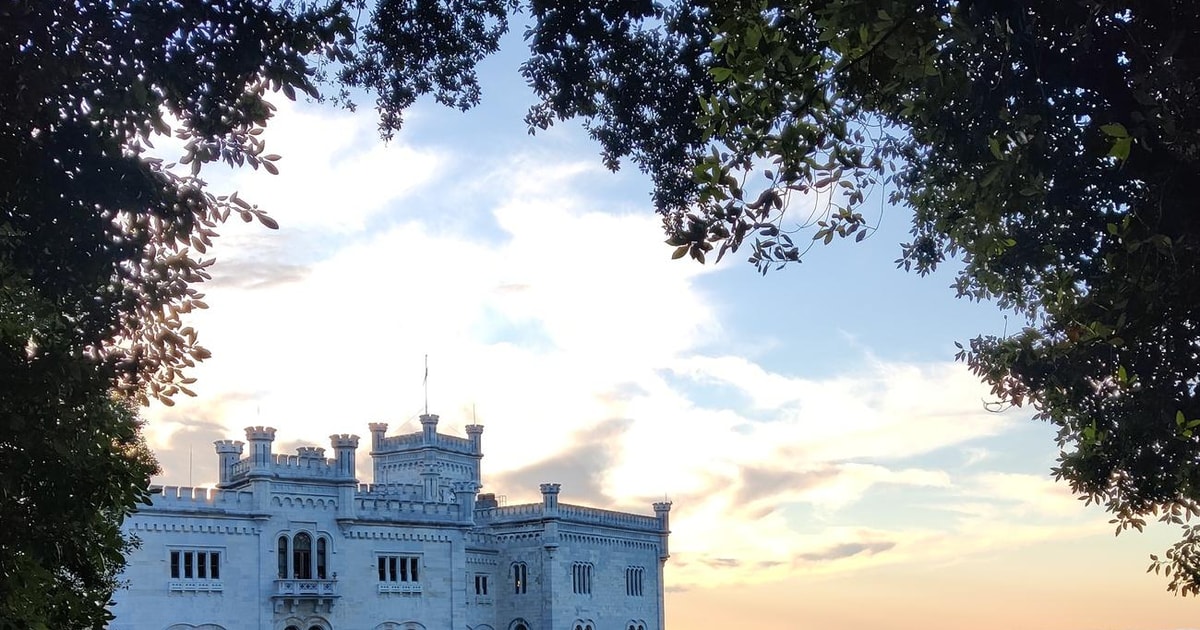 Trieste: Ticket de entrada al Castillo y Museo de Miramare y Audio App ...