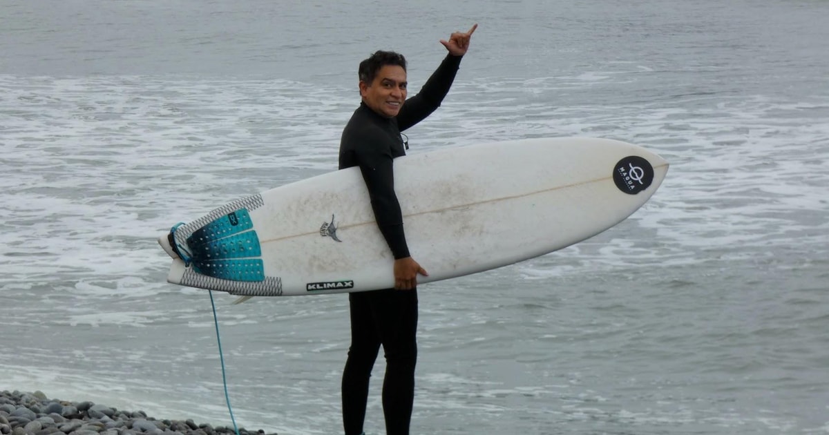Lima: Clase de Surf con Equipo e Instructor | GetYourGuide