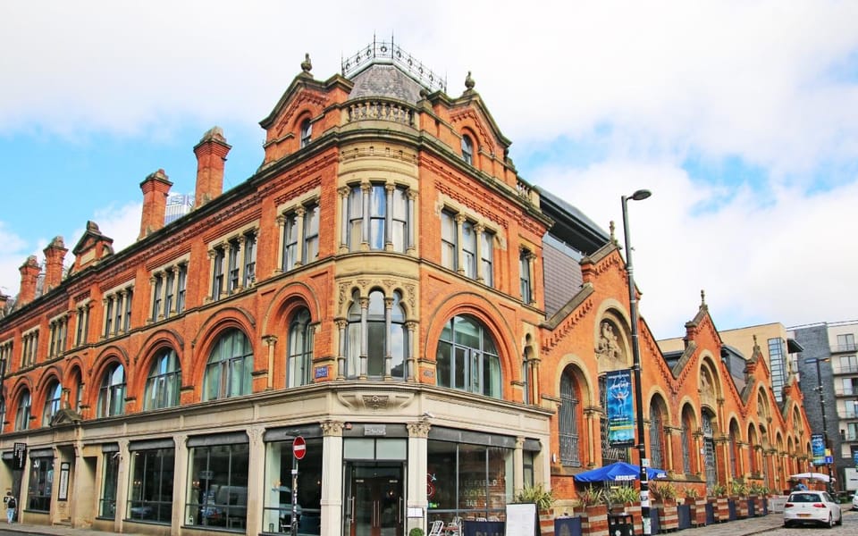 Manchester: Self-Guided City Walk & Immersive Treasure Hunt | GetYourGuide