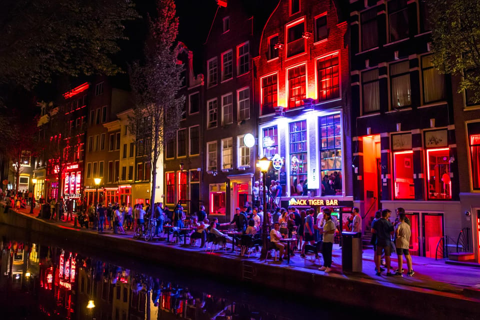Amsterdam Red Light District: Self-Guided Audio Tour | GetYourGuide
