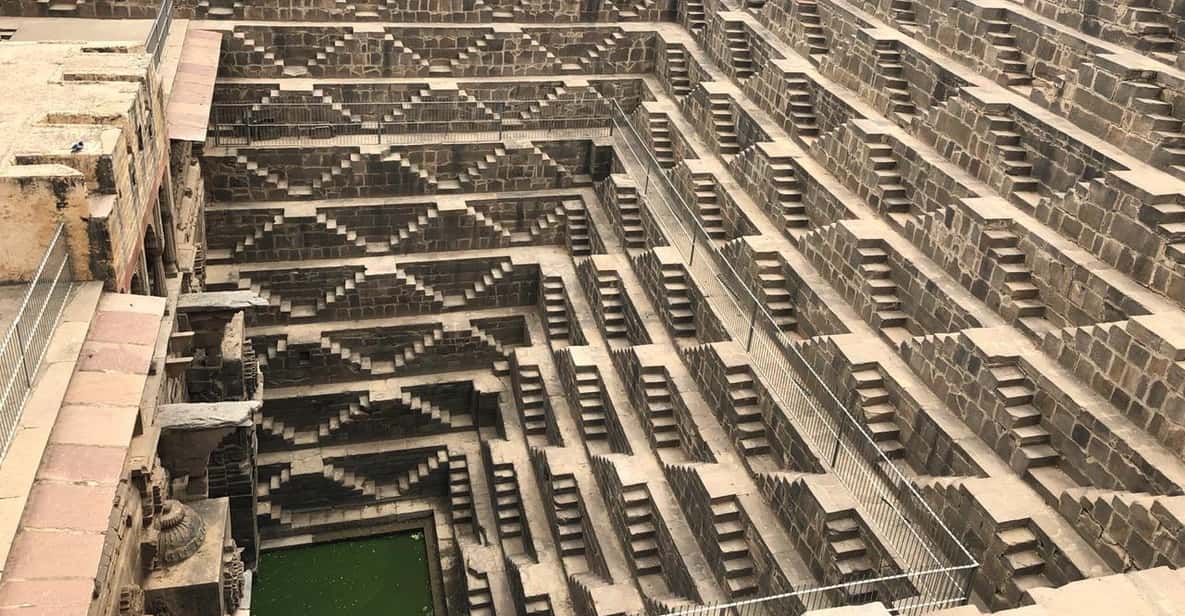 Jaipur: El pozo escalonado más profundo de la India y Excursión de un ...