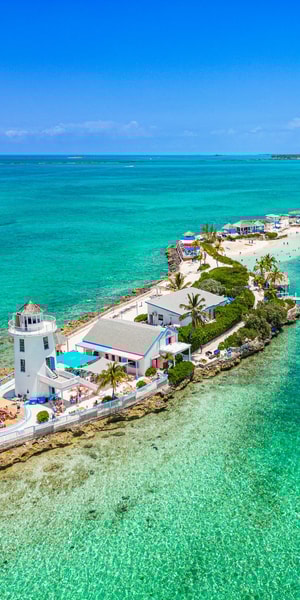 Nassau: Sun Cay and Swimming Pigs Boat Trip with Lunch | GetYourGuide