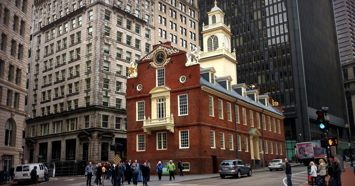 Boston: Top 10 Freedom Trail & 'Cheers' Guided Walking Tour | GetYourGuide