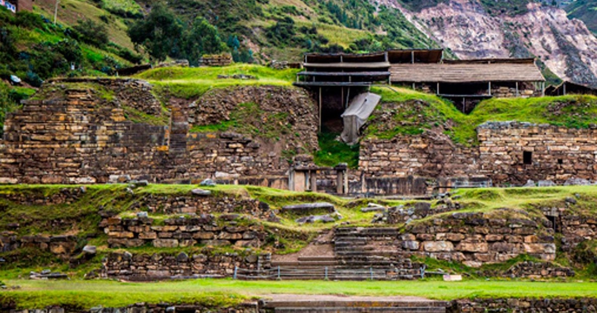 Da Huaraz: Tour di un giorno a Chavín de Huántar con pranzo | GetYourGuide
