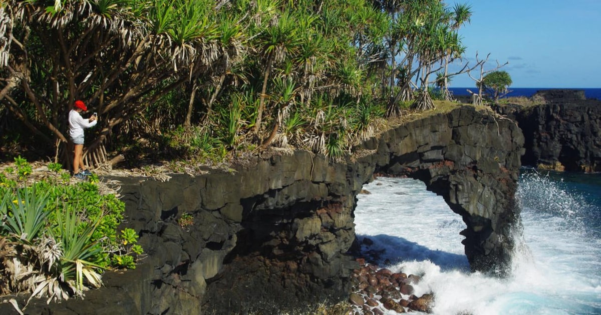 Samoa: Nationaal Park Lava Cliffs & Black Sand Beach Dagtour | GetYourGuide
