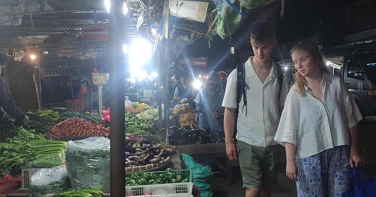 Het hart van Bandung en de grote moskee Wandeltour met gids | GetYourGuide