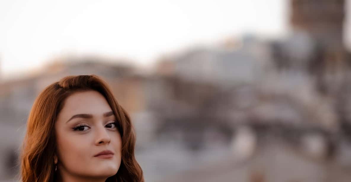 Eriwan: Eine fotofreundliche Tour durch Eriwan mit einem Model | GetYourGuide