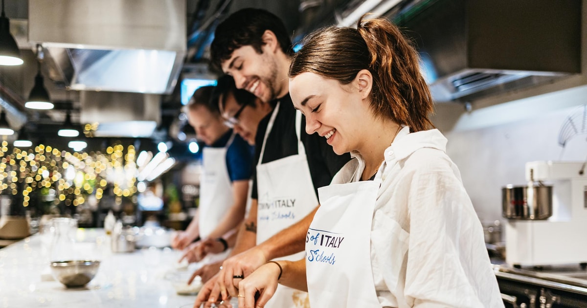 Milano: Pasta og risotto madlavningskursus med markedstur | GetYourGuide