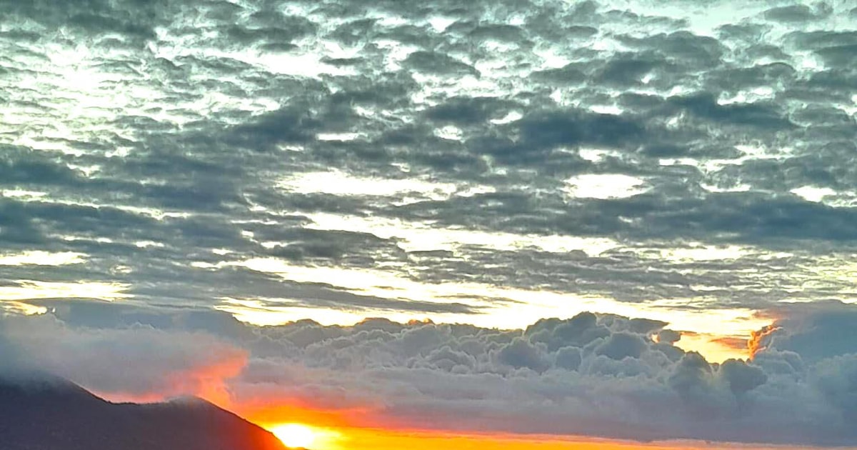 Mauritius: Bucket List Experience: Le Morne Mountain Sunrise | GetYourGuide