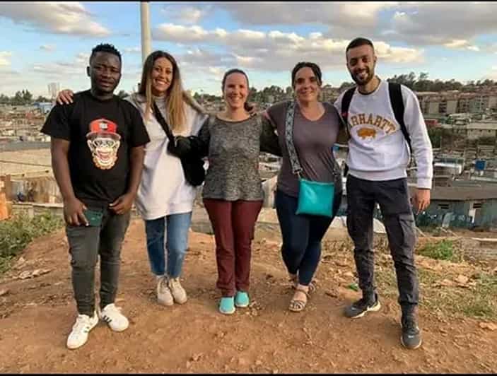 Nairobi: Vibrant Kibera Slum Tour With Roundtrip Transfer. | GetYourGuide