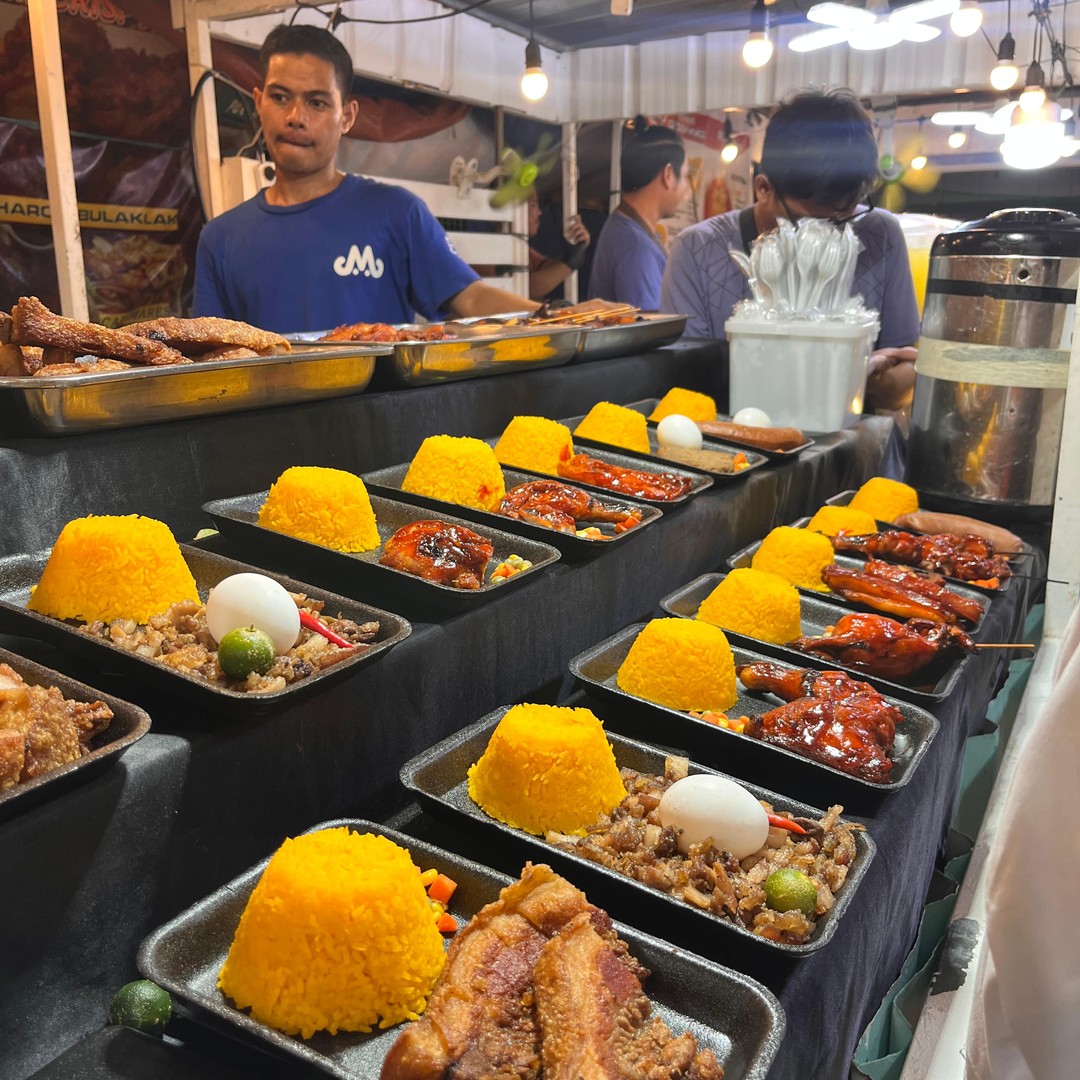 Manila Night Market with Local Guide | GetYourGuide