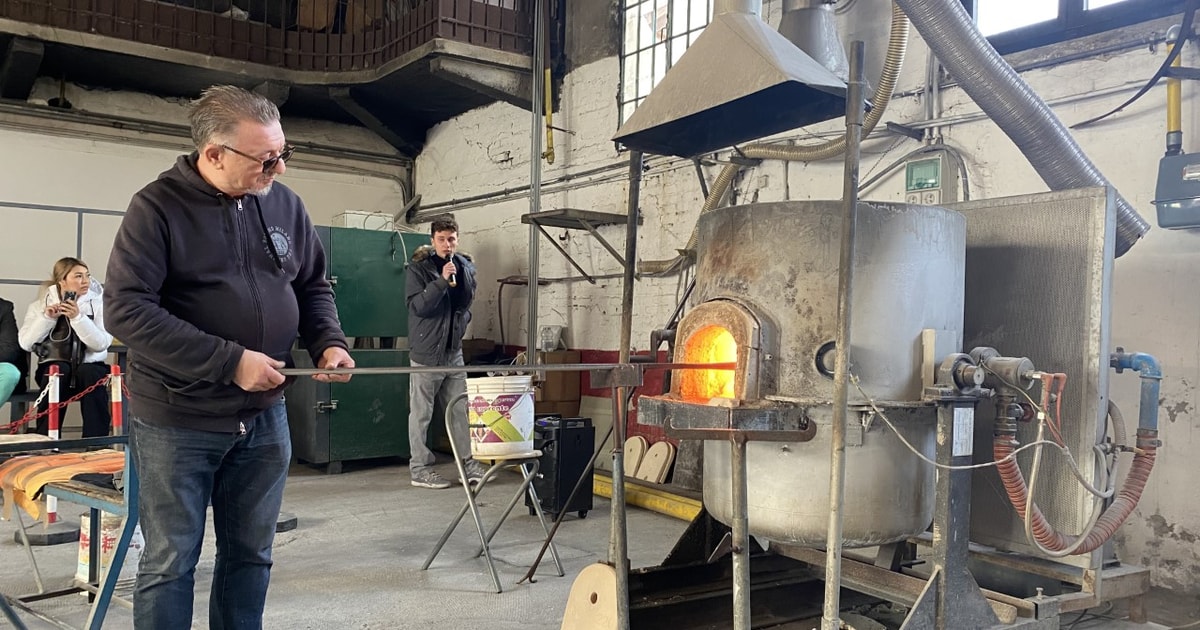 Demonstration of the art of blowing&sculpting Murano glass! | GetYourGuide