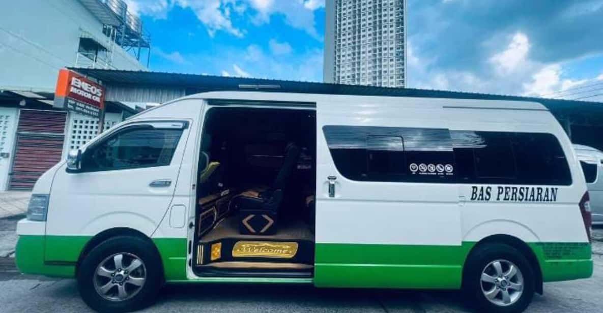 Tour: Johor - Singapore - VAN (15 Pax) | GetYourGuide