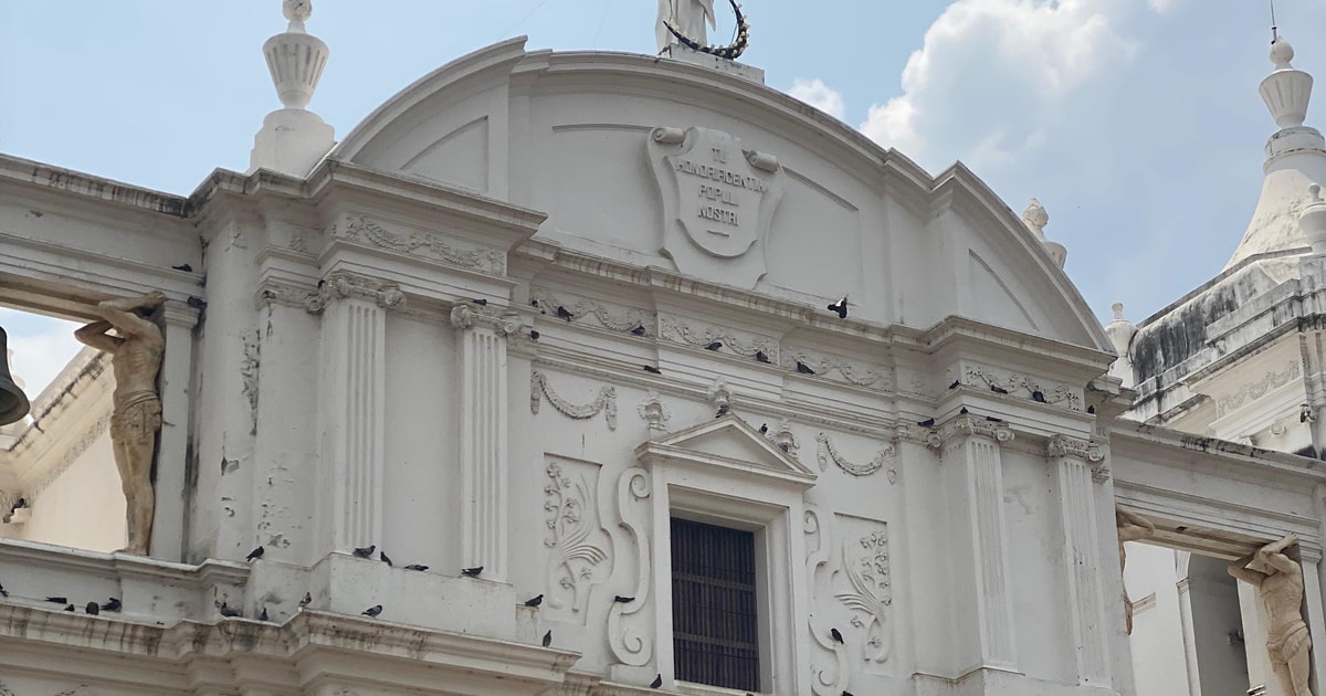 León Inolvidable: Recorrido Histórico y Cultural | GetYourGuide