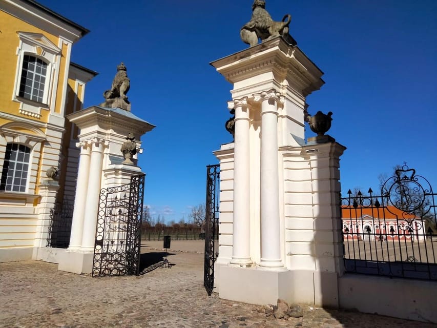 From Riga: Hill of Crosses, Bauska & Rundale Full-Day Tour | GetYourGuide