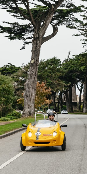 San Francisco: Golden Gate Bridge and Lombard GoCar Tour | GetYourGuide