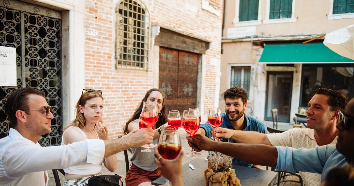 Venice: Evening Cicchetti & Wine Tour with Generous Tastings | GetYourGuide