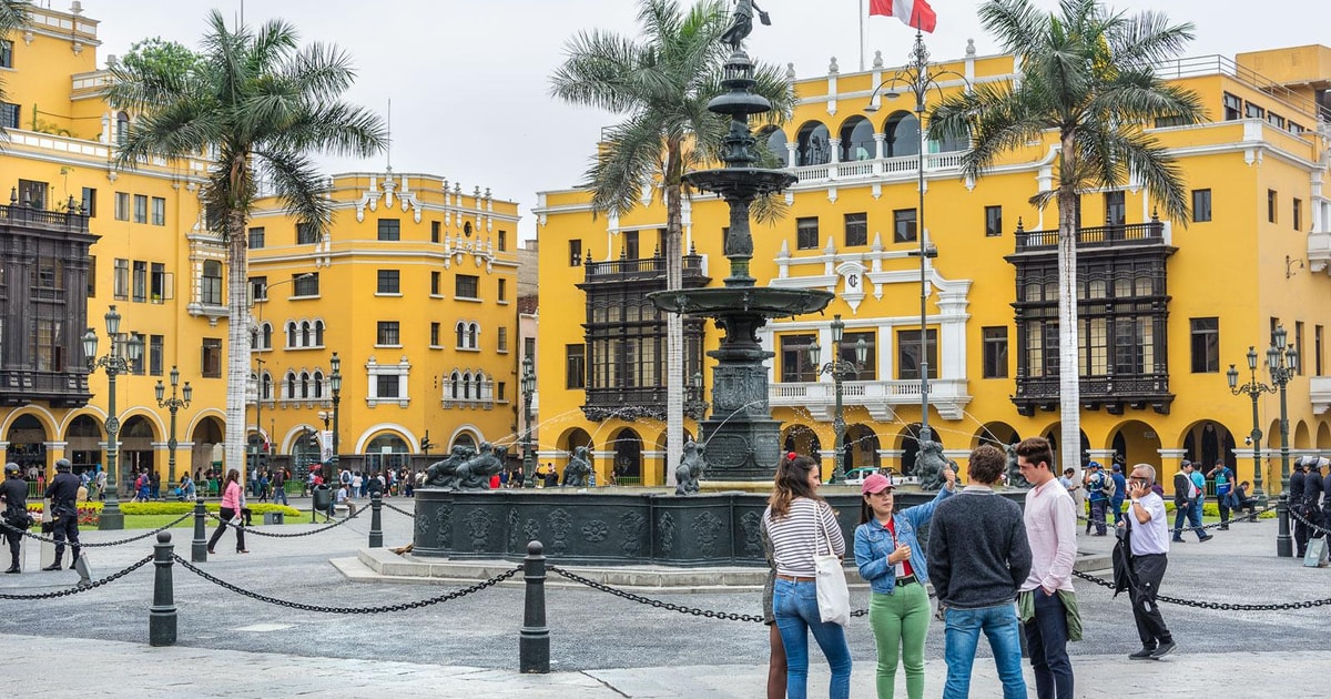 Lima: City Tour Historic Center & Miraflores with Pick Up | GetYourGuide