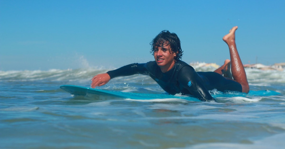 Albufeira: Surfles op alle niveaus | GetYourGuide