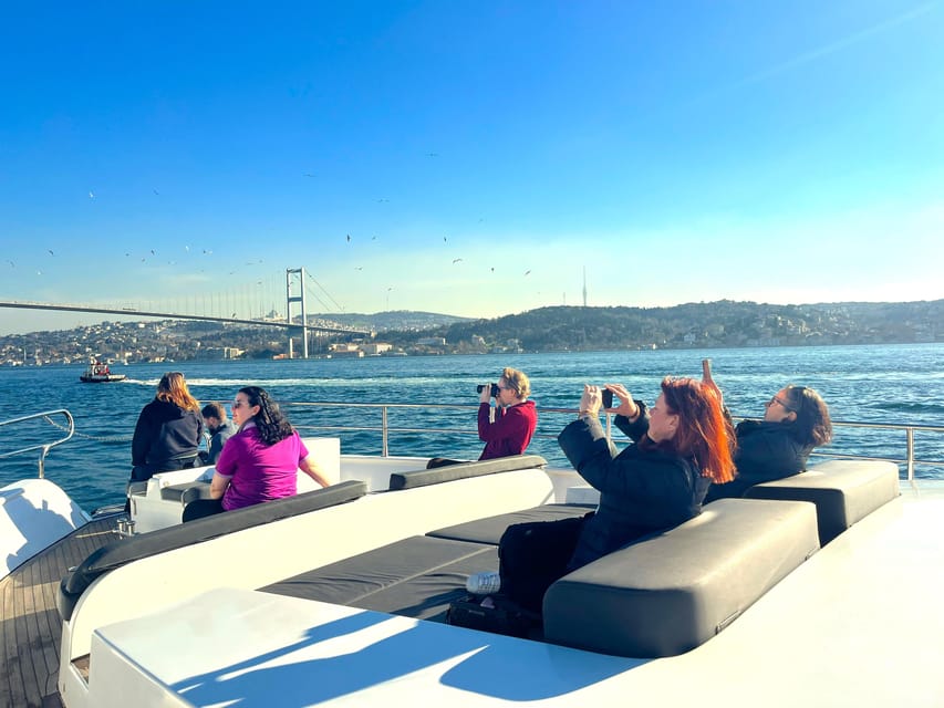 Istanbul: crociera sul Bosforo con scalo sul lato asiatico | GetYourGuide
