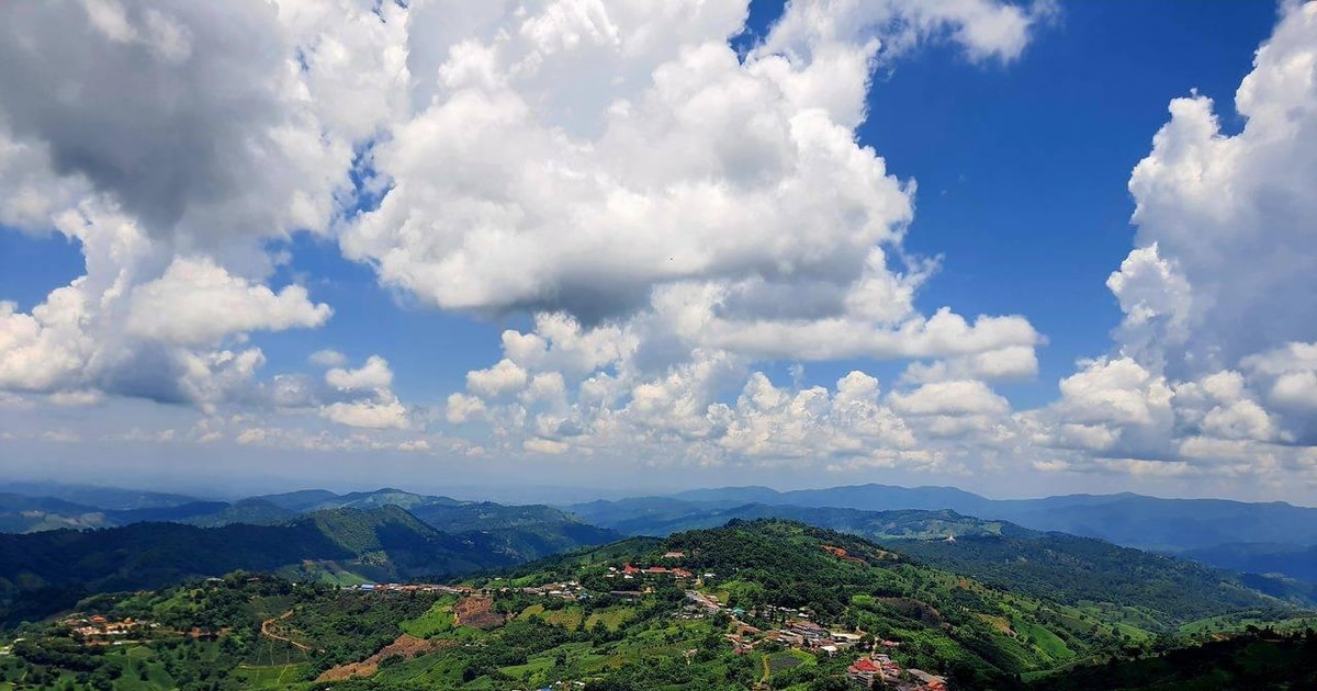 Chiang Rai: Doi Mae Salong és Doi Tung – egynapos kirándulás ...