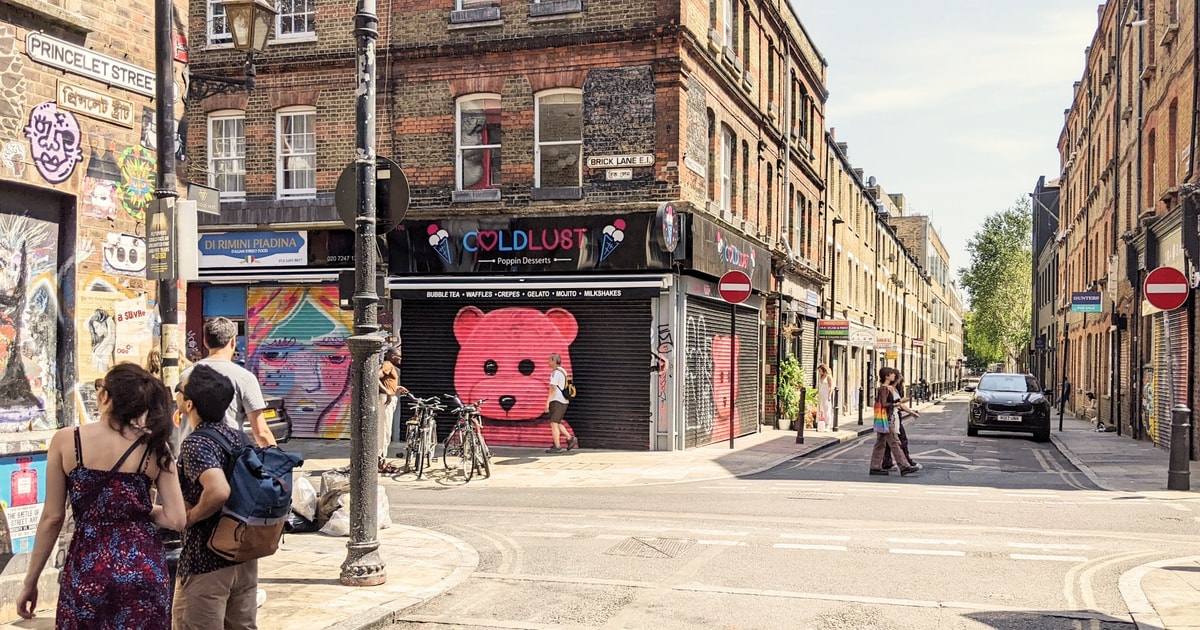 London: Brick Lane Street Art and Graffiti Self-Guided Tour | GetYourGuide