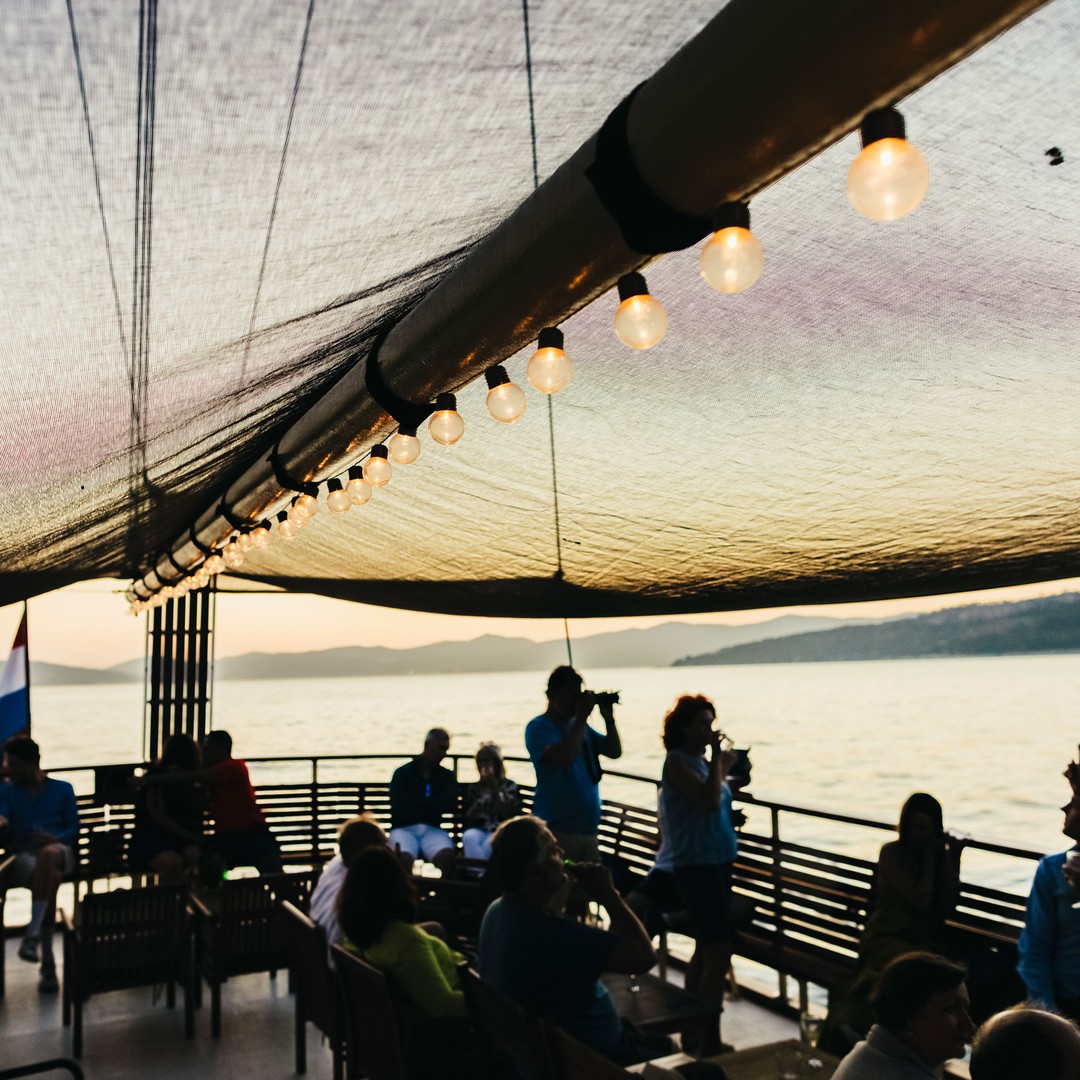 Split:Sunset Cruise with Live Music | GetYourGuide
