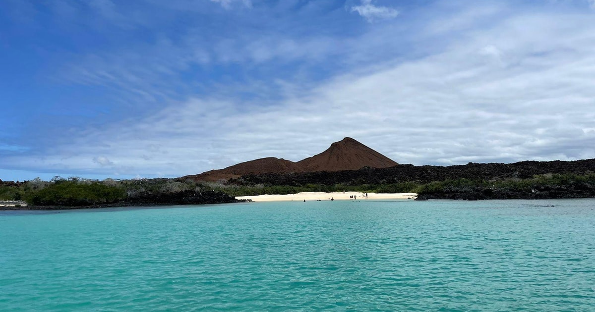 Excursión completa a Isla Bartolomé y Sullivan con snorkel desde Pto ...