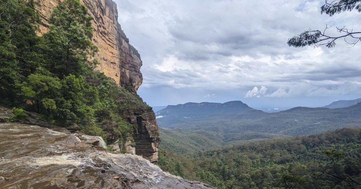 Blue Mountains: Katoomba Cascades & Falls Guided Hike | GetYourGuide