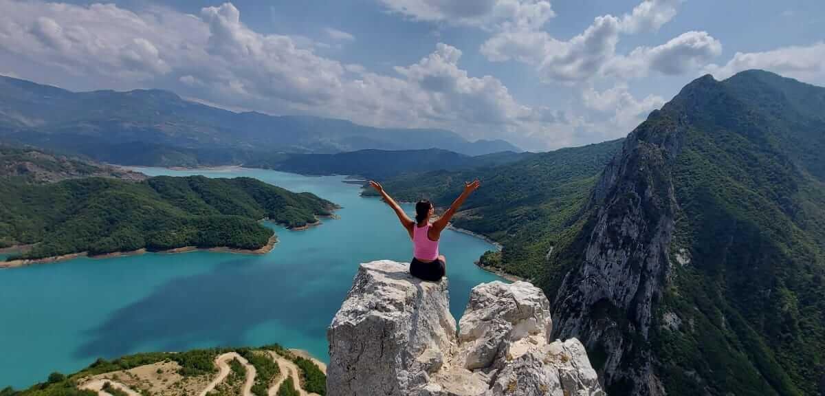 Desde Durres: Excursión al atardecer Lago Bovilla y Montaña Gamti ...