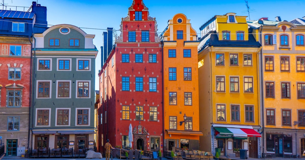 Visita al casco antiguo de Estocolmo Gamla Stan Museo Nobel Amalienborg ...