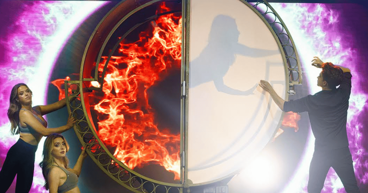 Niagara Falls: Adventure Theater & Greg Frewin Magic Show | GetYourGuide