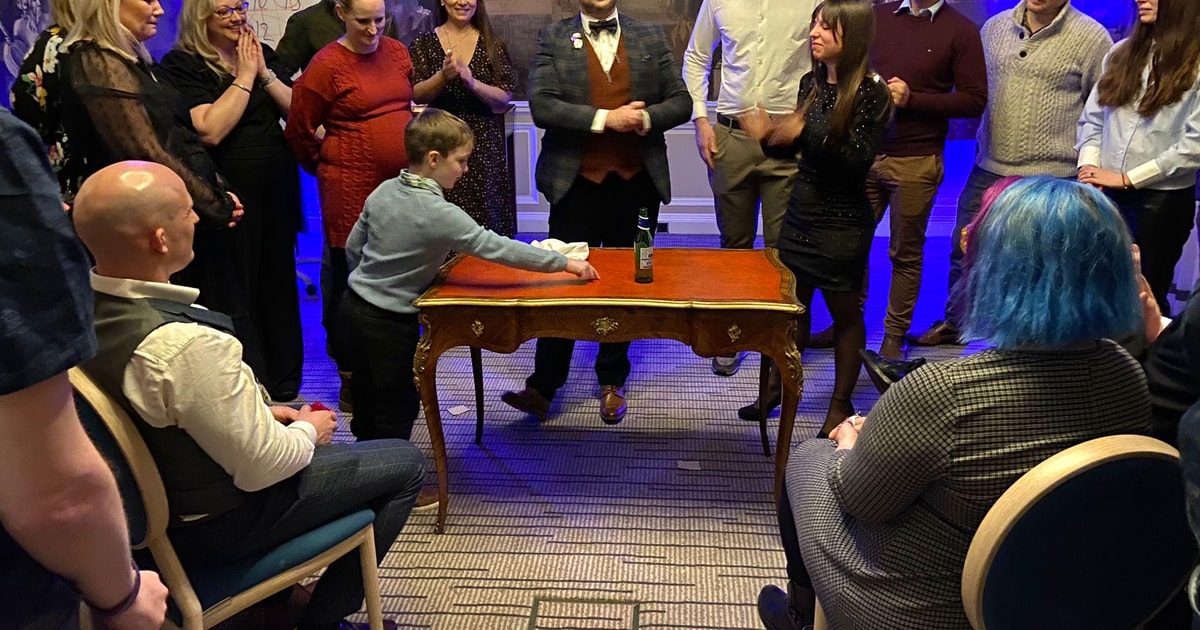 Edinburgh: Magic show, with famous magician, in luxury hotel | GetYourGuide