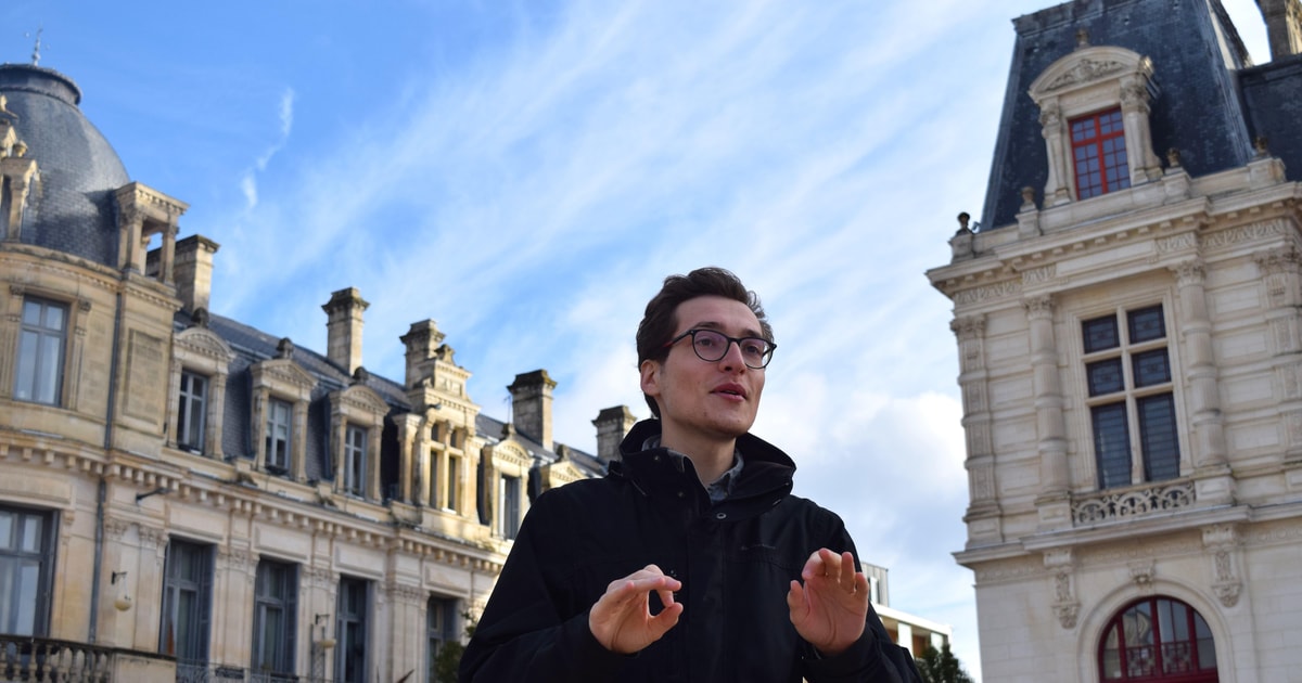 Poitiers: Discover all the City's Heritage in a Walking Tour | GetYourGuide