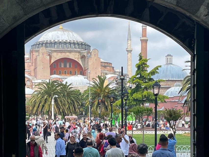 Istanbul: Dolmabahce Palace, Basilica Cistern & Hagia Sophia | GetYourGuide