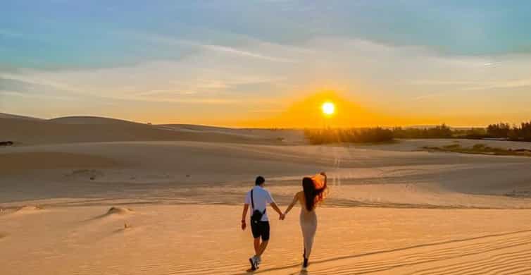 Asombrosas dunas de arena de Mui Ne - Día privado en la playa ...