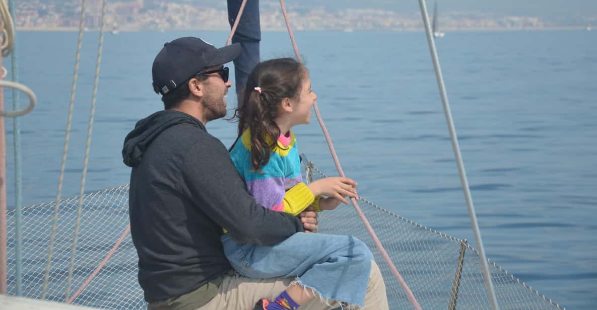 Sfilata dei Re Magi in barca a vela Barcellona 2025 | GetYourGuide