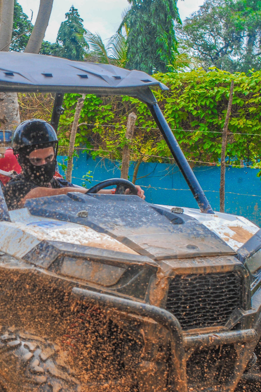 Aventura en buggy en Punta Cana: Explora la playa con nosotros ...