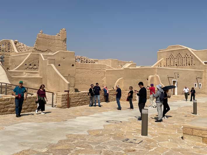 Diriyah Old Town : historical UNESCO site tour with dinner | GetYourGuide