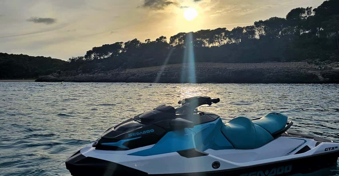 MALLORCA: JET SKI TO CALA MONDRAGÓ, CALA D'OR | GetYourGuide