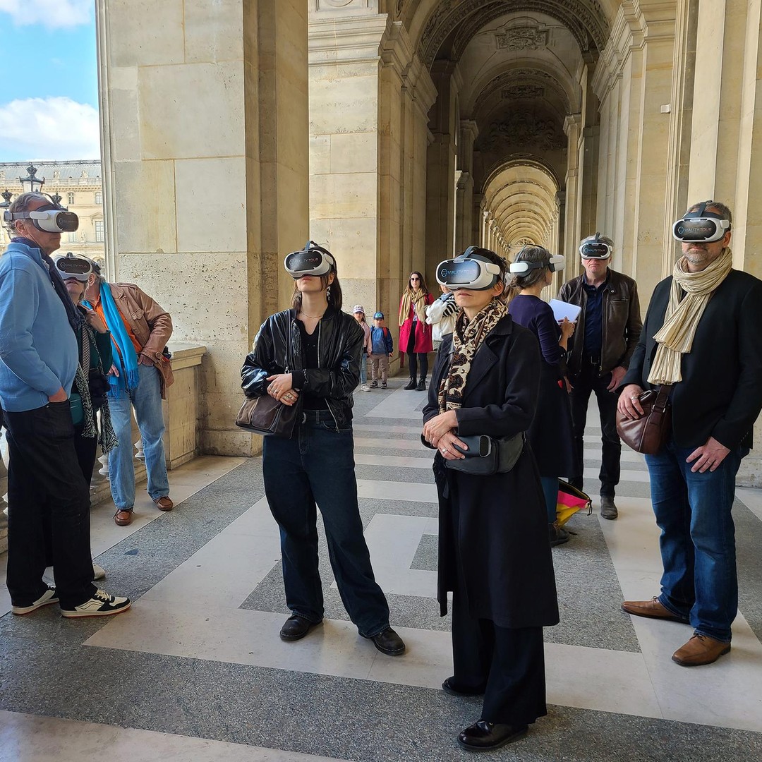 Paris: Immersive tour of the Louvre with virtual reality | GetYourGuide