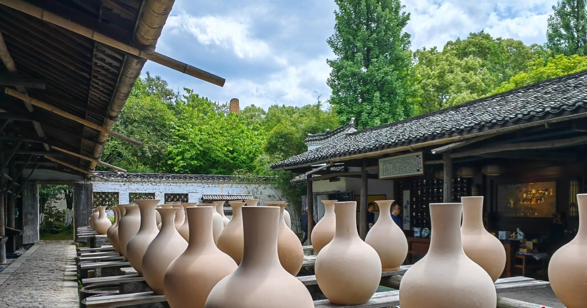 Jingdezhen: Porcelain, Kilns, Art, and Market Tour | GetYourGuide