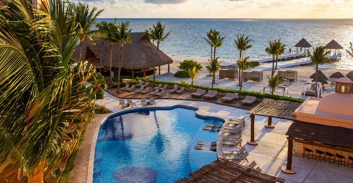 Prive shuttle van Excellence Riviera C. naar CUN Luchthaven | GetYourGuide