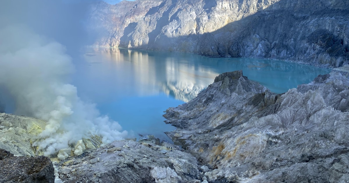 Ijen Blue Fire : Ready to go Guided Tour | GetYourGuide