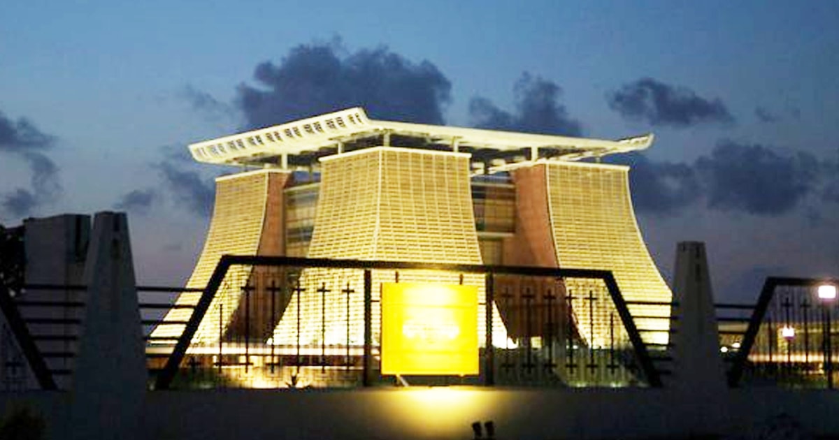Accra Architectural Tour | GetYourGuide